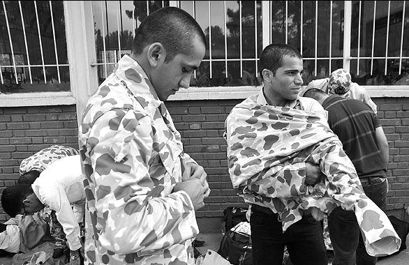 Army Conscript In Iran Kills 4 Servicemen, Takes Another Hostage | Iran ...