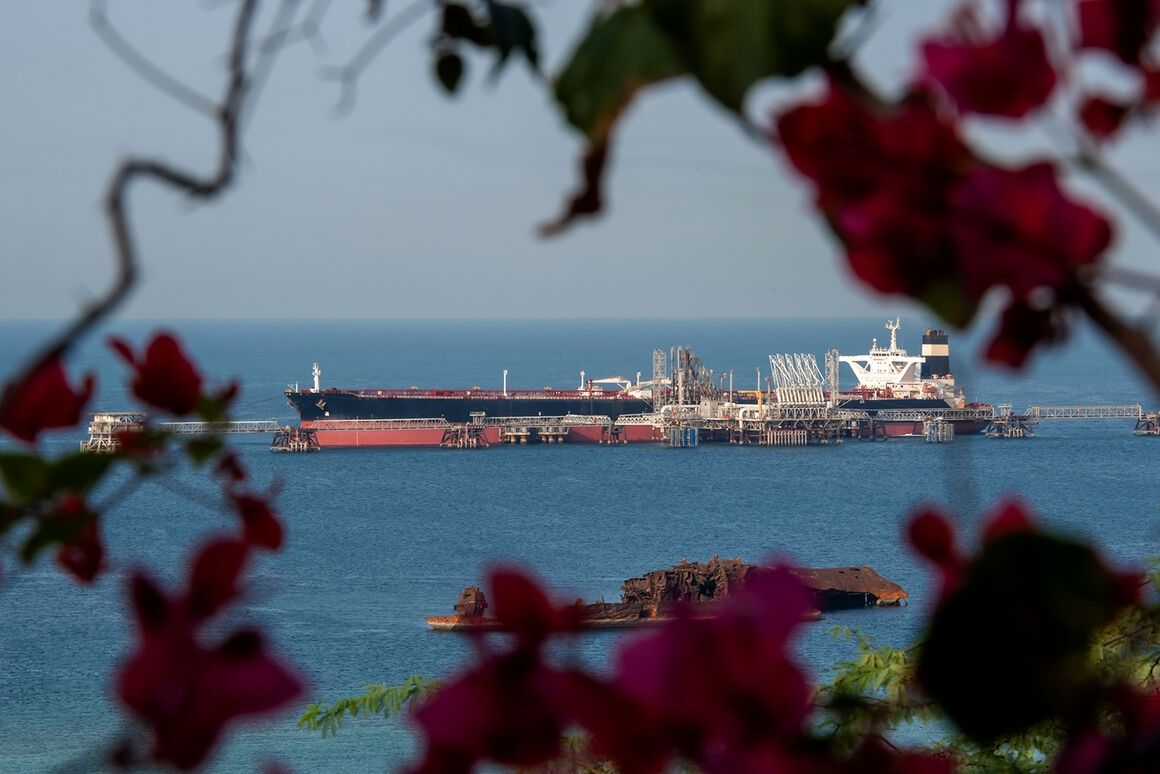 Iranian military front company masked identity to sell oil, documents ...