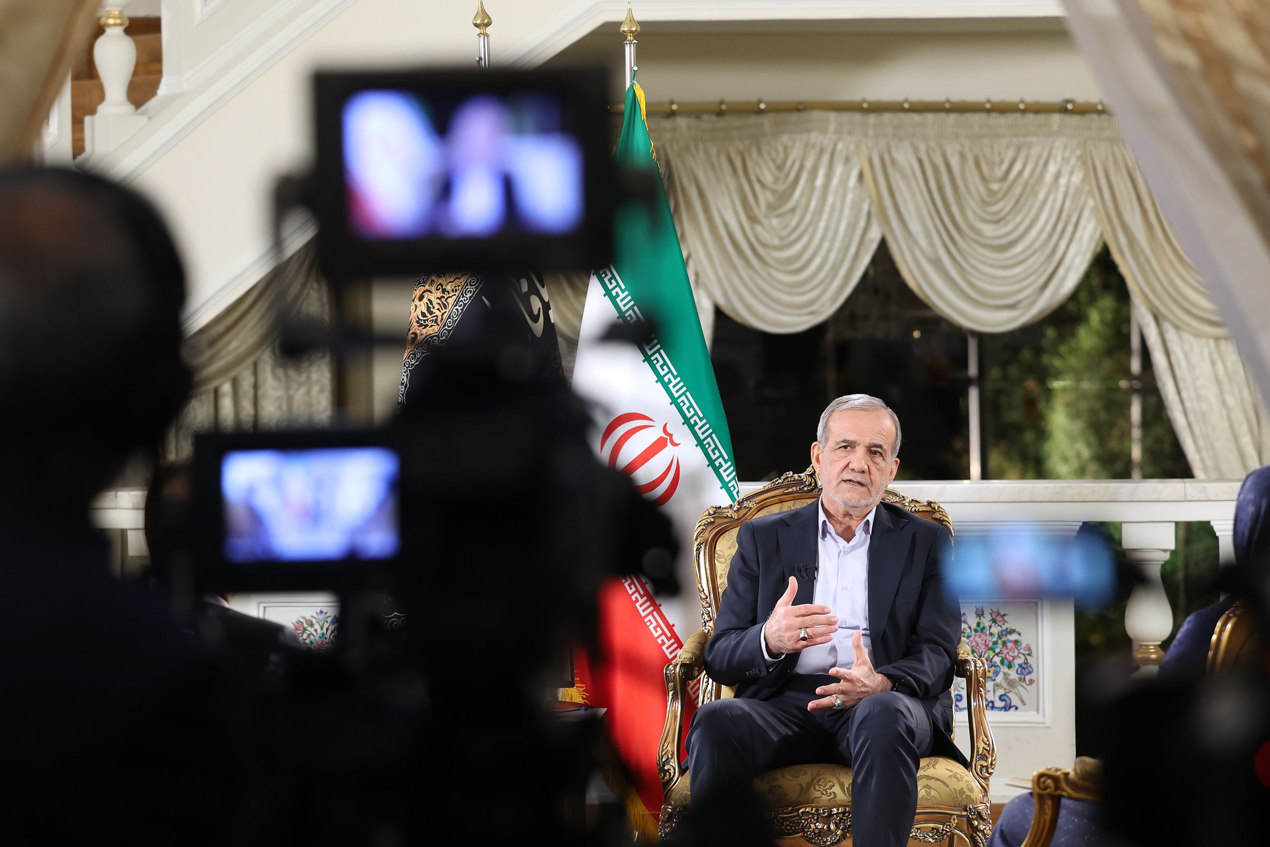 Combative TV interview with Iran's president stokes controversy | Iran ...